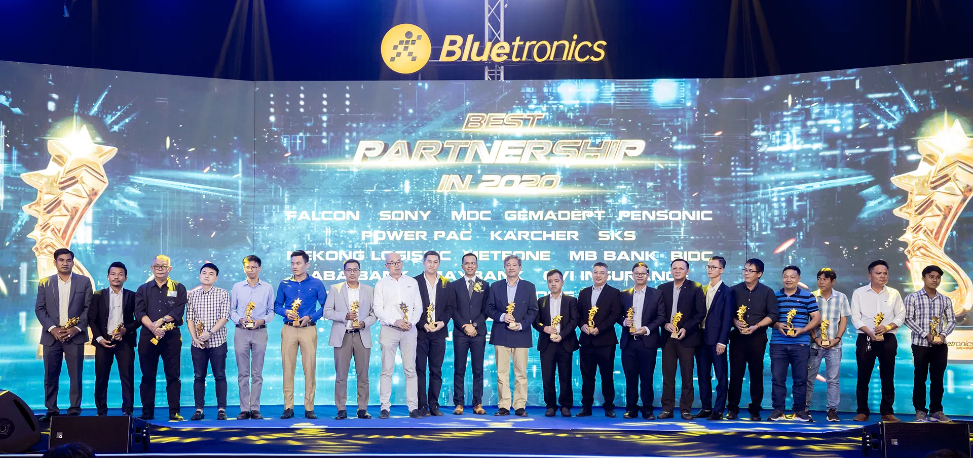 ហាង Bluetronics ...
